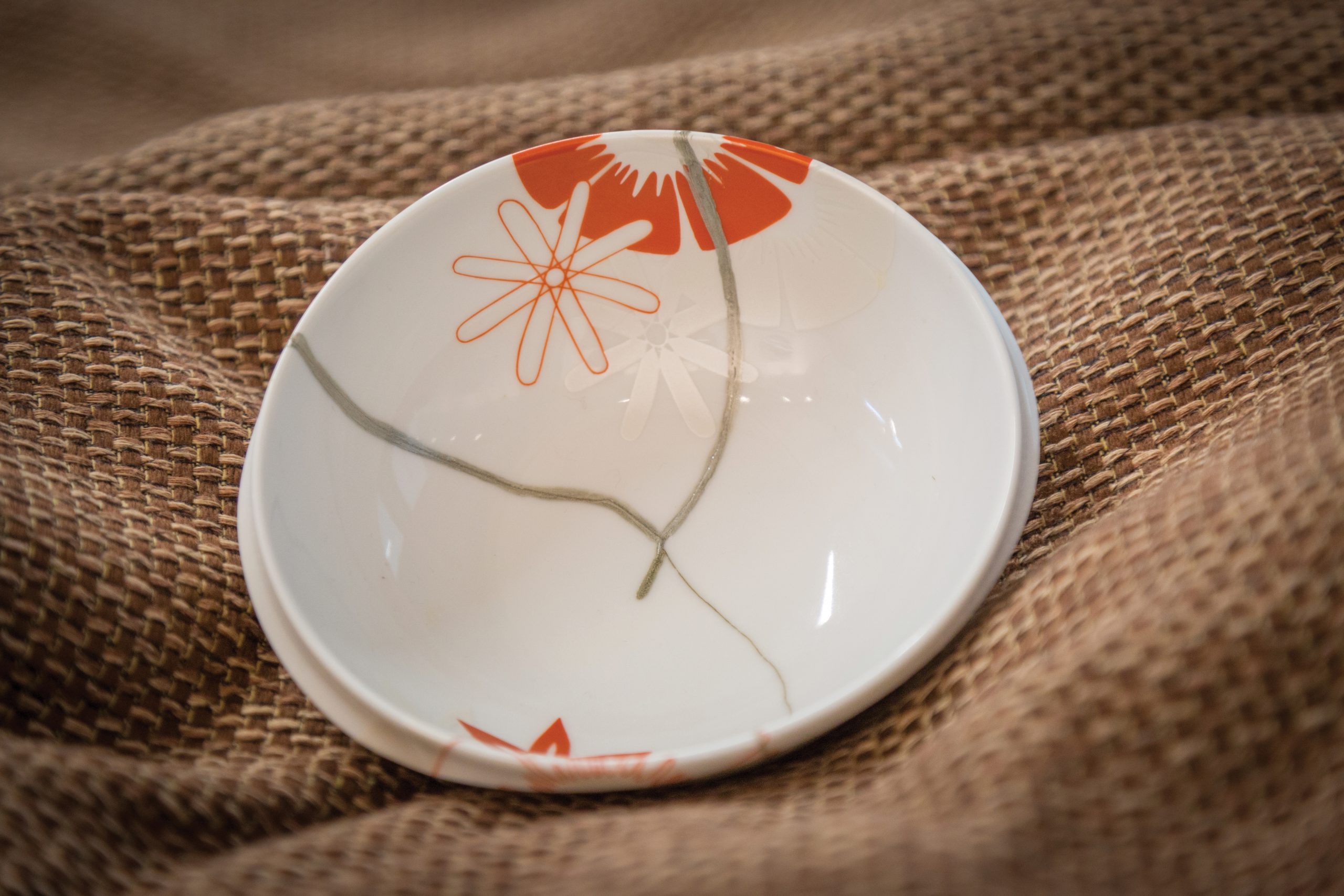 Kintsugi: objects and their scars | macaomagazine.net