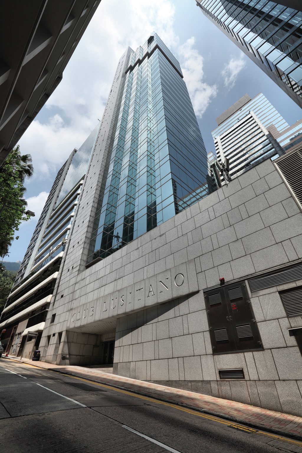 Pioneers, printers and popstars: the Portuguese in Hong Kong ...