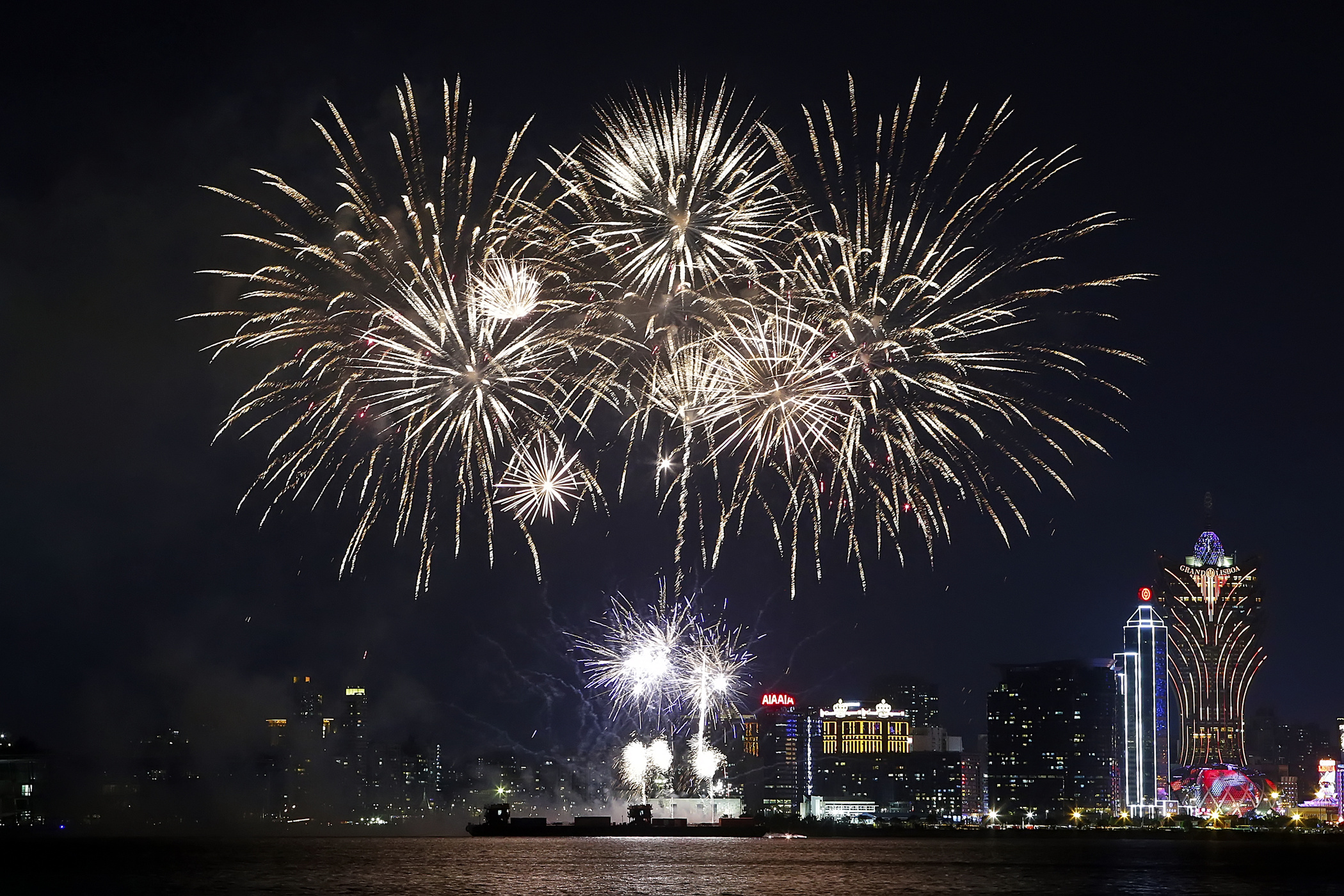 29th Macao International Fireworks Display Contest | macaomagazine.net
