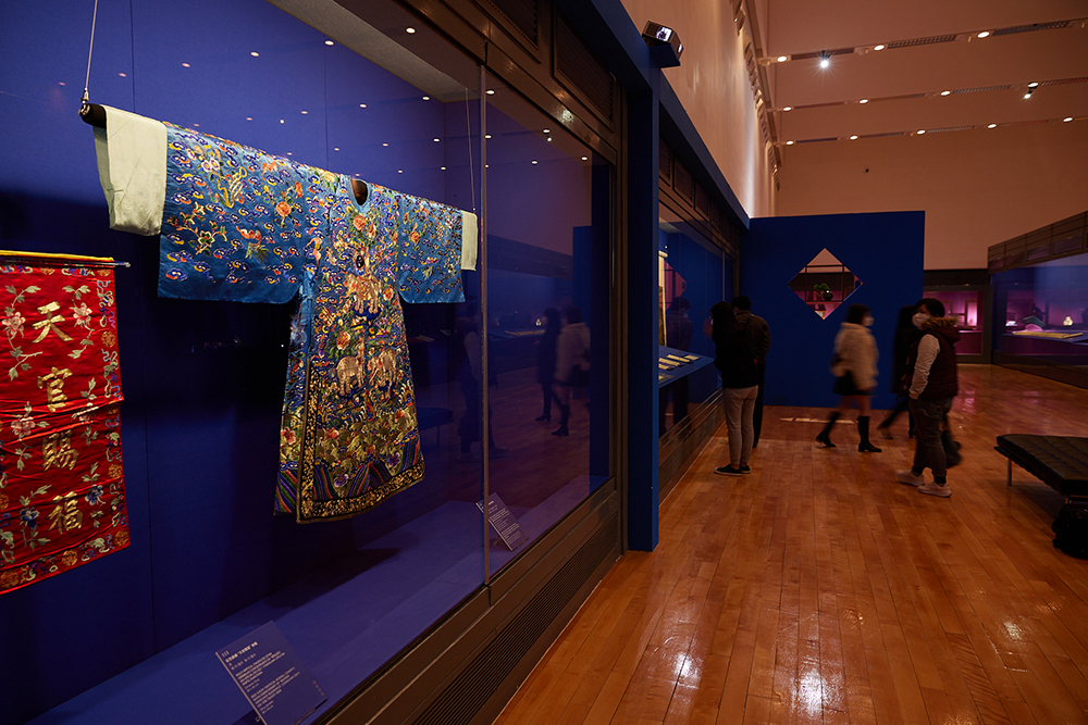 Auspicious Beginning: Spring Festival Traditions in the Forbidden City